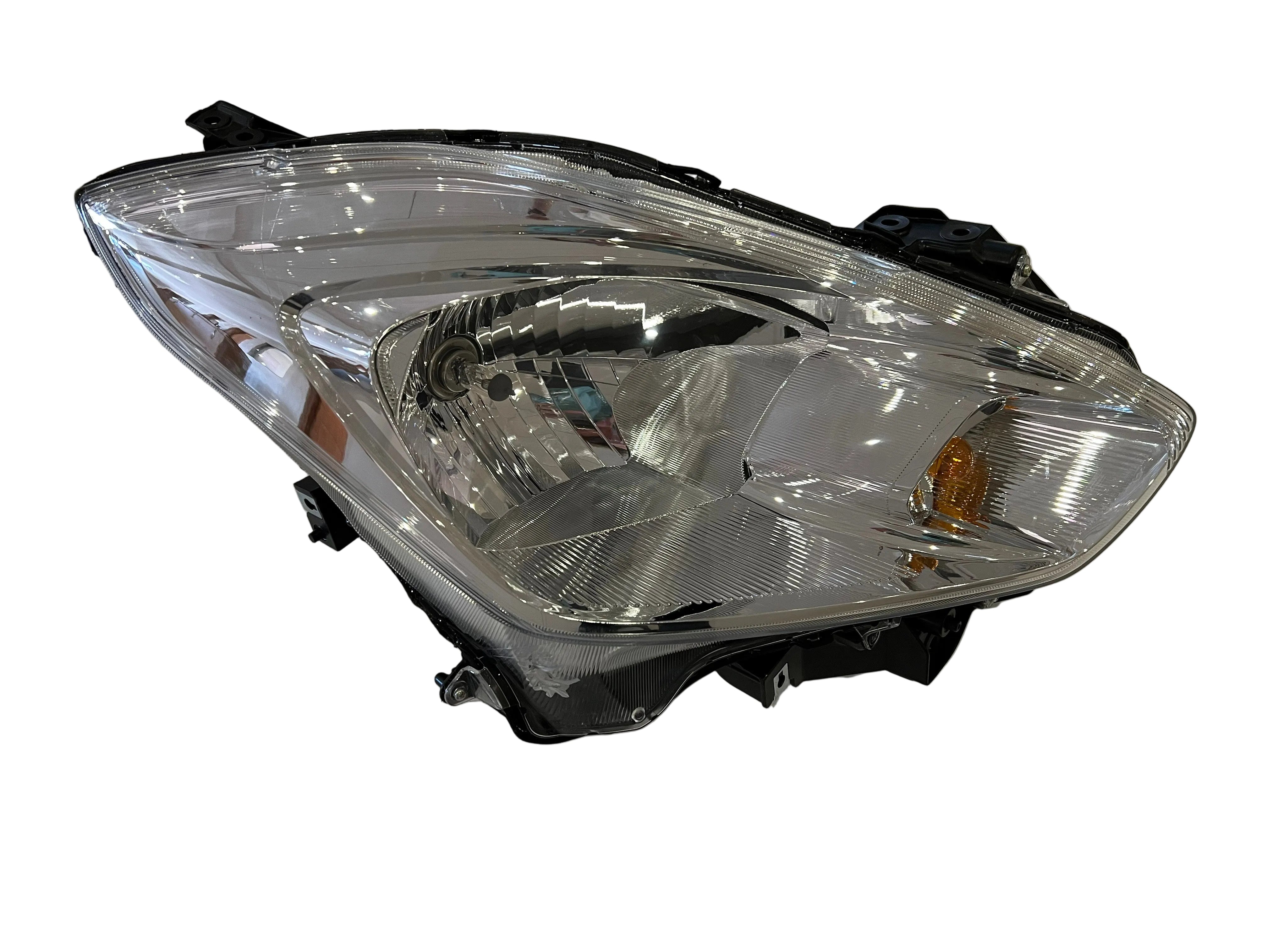Right Headlight Part for Suzuki Dzire (2020-2024) – Pace Parts and salvage